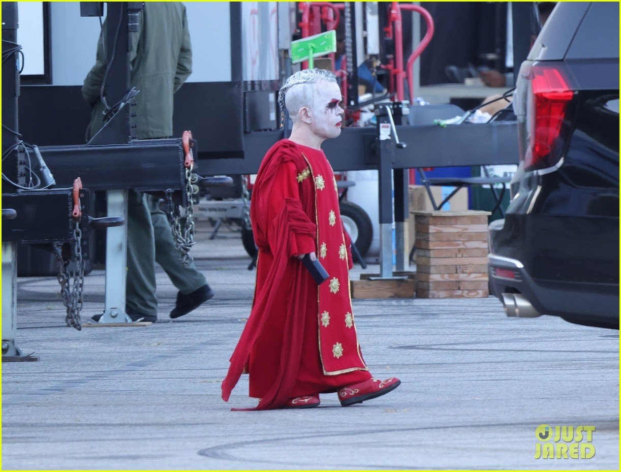 Peter Dinklage & Stephen Dorff Are Unrecognizable in First Photos from ...