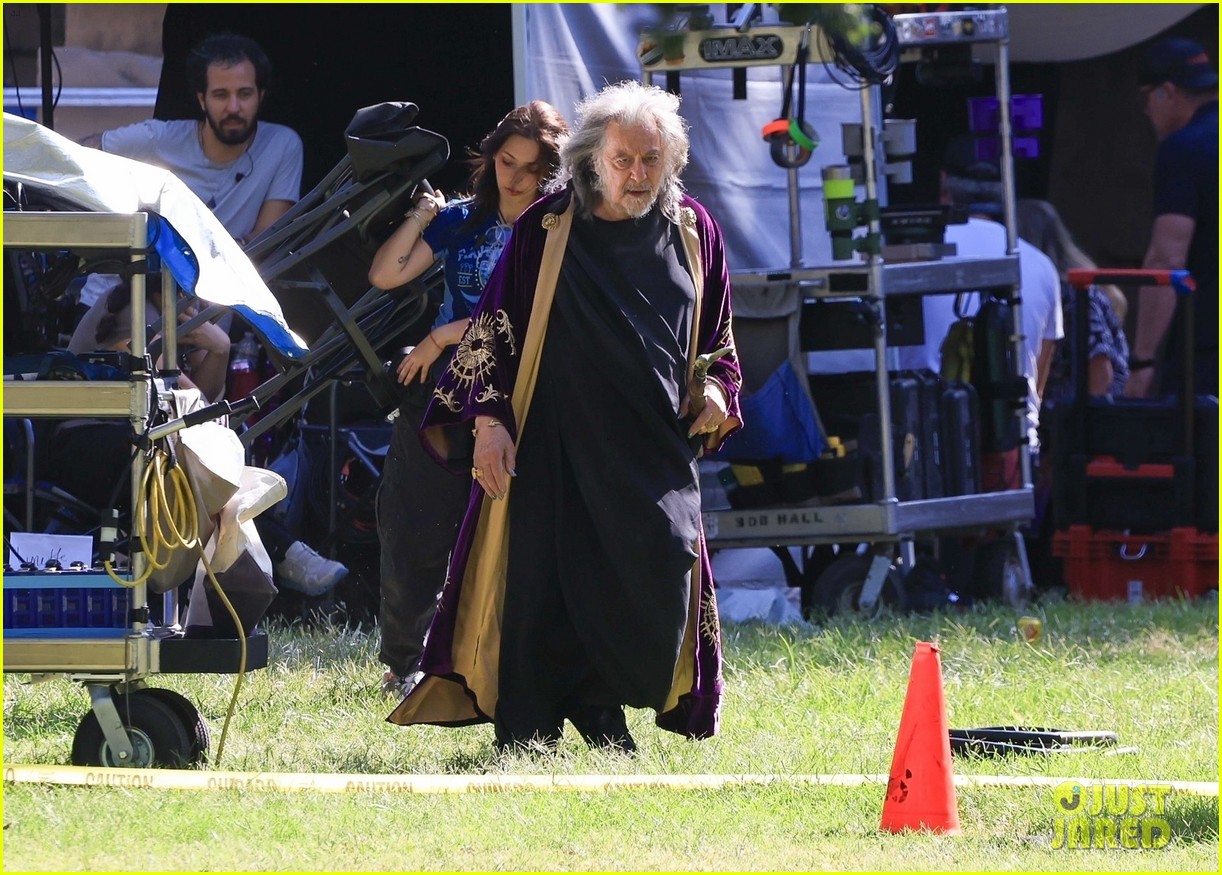 Peter Dinklage & Stephen Dorff Are Unrecognizable in First Photos from ...