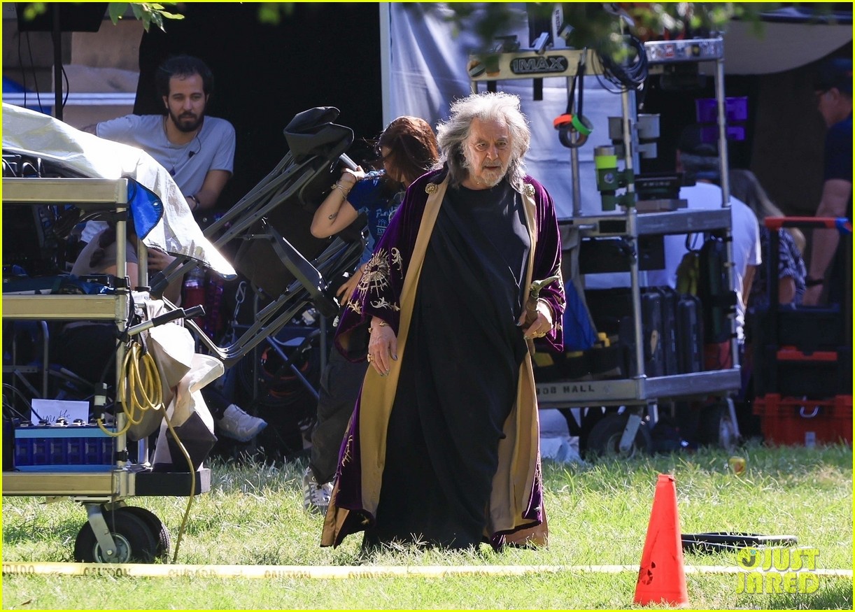 Peter Dinklage & Stephen Dorff Are Unrecognizable in First Photos from ...