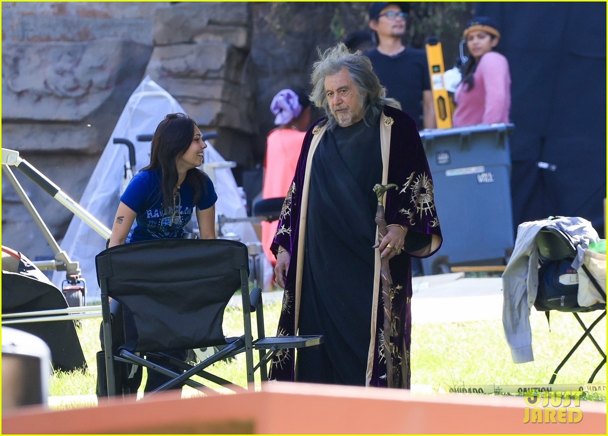 Peter Dinklage & Stephen Dorff Are Unrecognizable in First Photos from ...