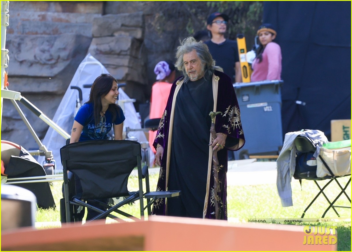 Peter Dinklage & Stephen Dorff Are Unrecognizable in First Photos from ...