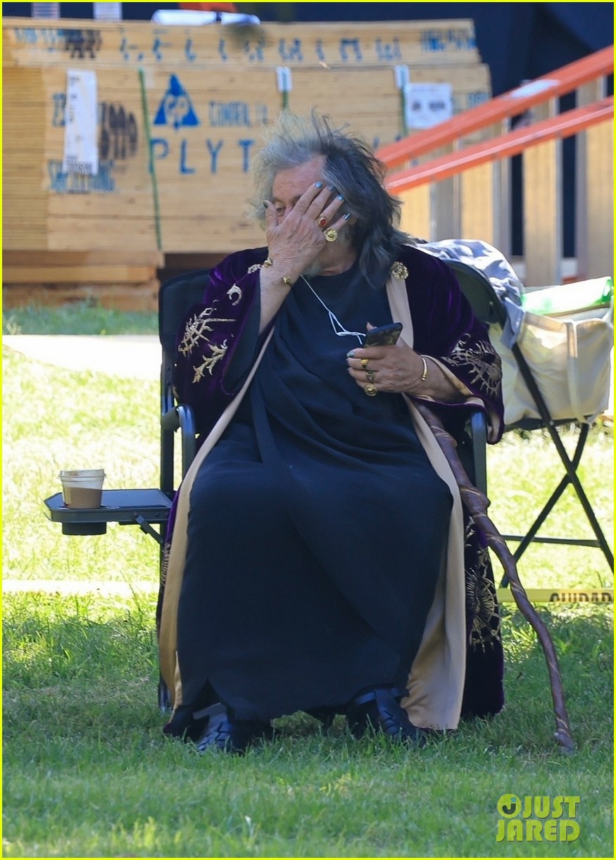 Peter Dinklage & Stephen Dorff Are Unrecognizable in First Photos from ...