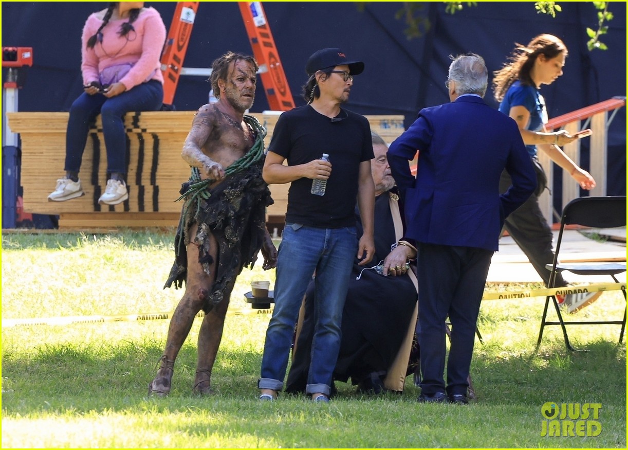 Peter Dinklage & Stephen Dorff Are Unrecognizable in First Photos from ...