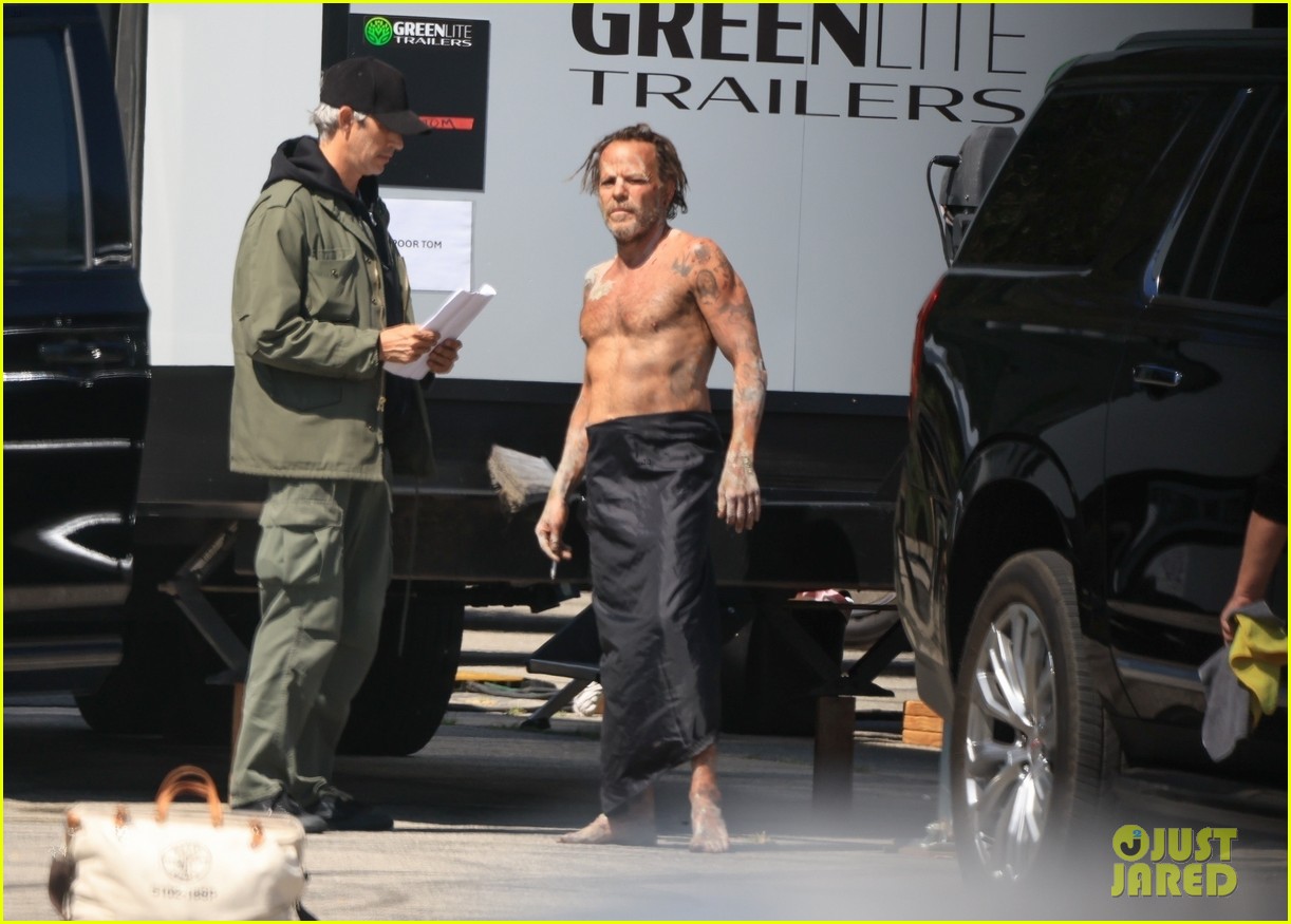 Peter Dinklage & Stephen Dorff Are Unrecognizable in First Photos from ...