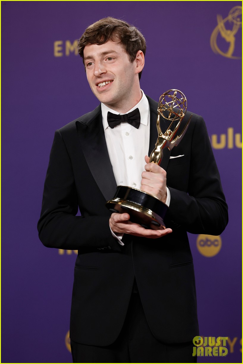 'Just For Us' Comedian Alex Edelman Gives Emotional Speech After ...