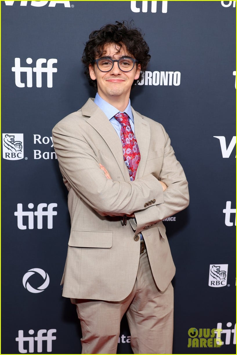 Kate Mara & Paul Rudd Join Forces at 'Friendship' Premiere During TIFF ...