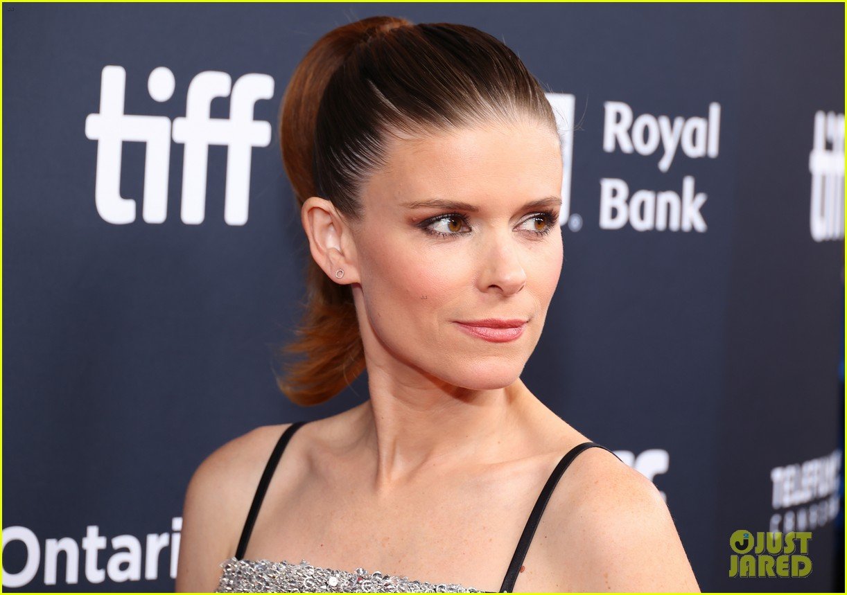 Kate Mara & Paul Rudd Join Forces at 'Friendship' Premiere During TIFF 2024: Photo 5071897 ...