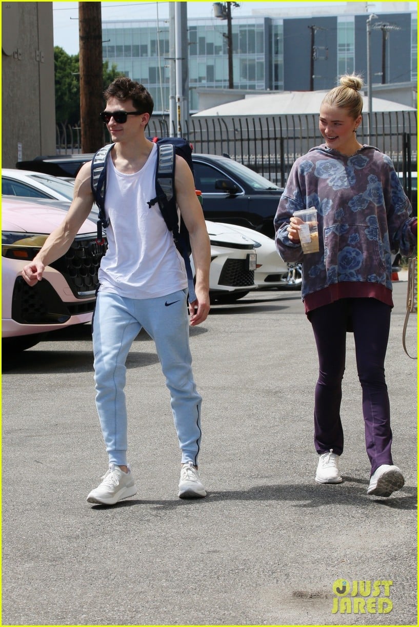 US Gymnastics Olympics Team Surprises Stephen Nedoroscik at 'Dancing ...