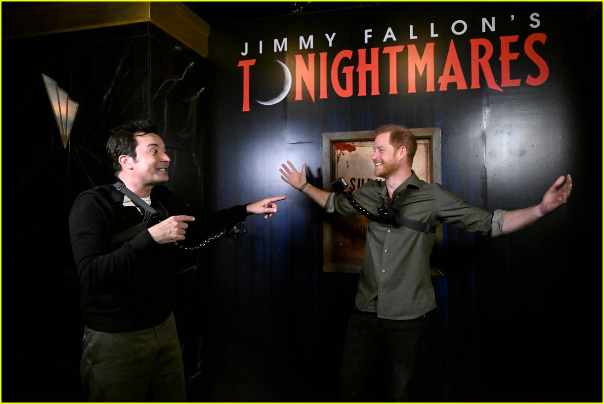 Prince Harry Screams As He Gets Scared With Jimmy Fallon at ...