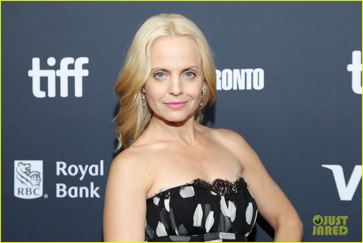 Brandon Routh & Mena Suvari Give the 'Ick' During Toronto Film Festival ...