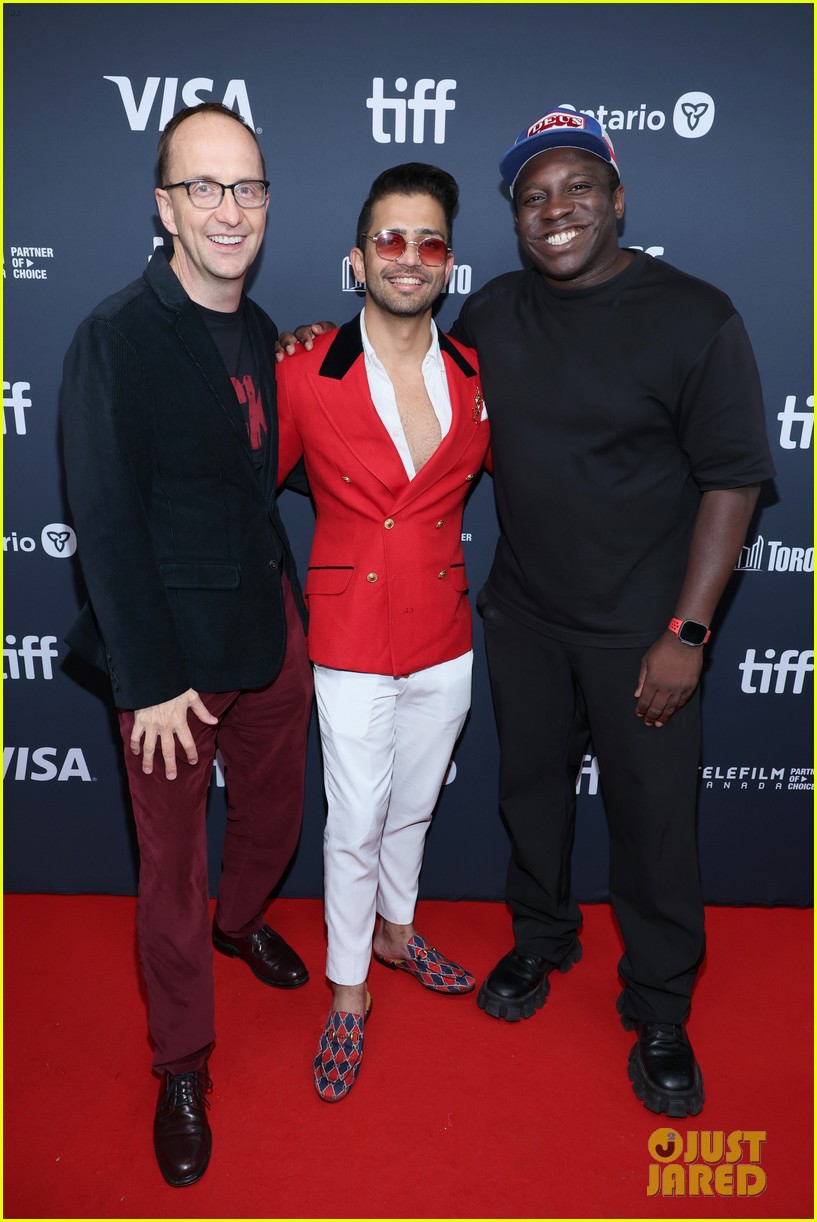 Brandon Routh & Mena Suvari Give the 'Ick' During Toronto Film Festival ...