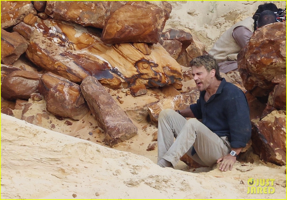 Aaron Taylor-Johnson & Theo James Film Intense Action Scene for 'Fuze ...