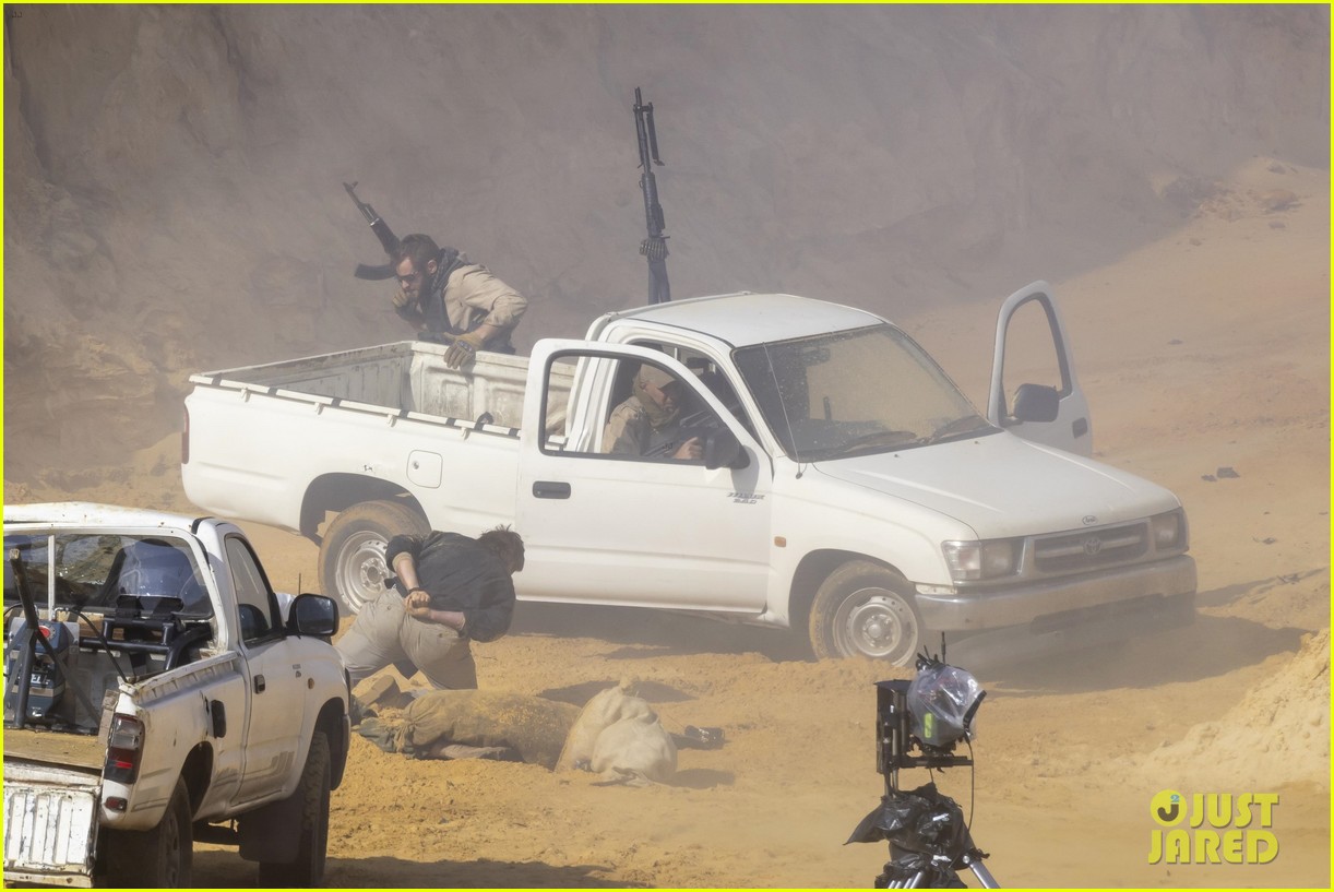 Aaron Taylor-Johnson & Theo James Film Intense Action Scene for 'Fuze ...