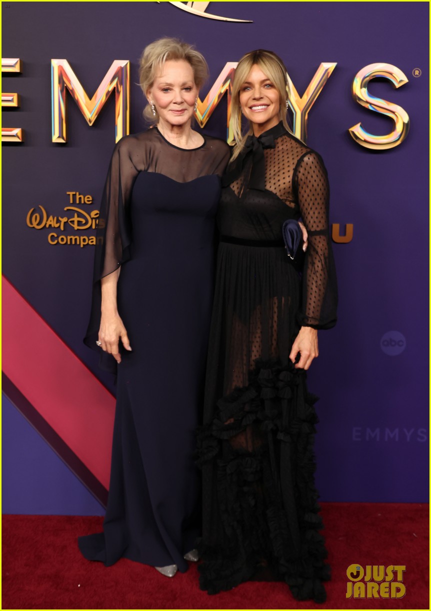 Jean Smart Wins Outstanding Lead Actress in Comedy Series for 'Hacks ...