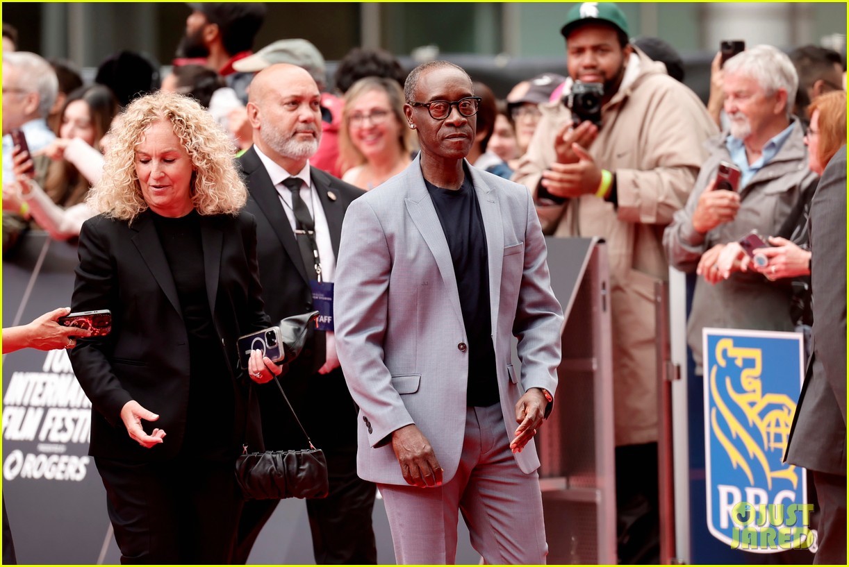 Jennifer Lopez Wows in First Public Appearance Since Ben Affleck ...