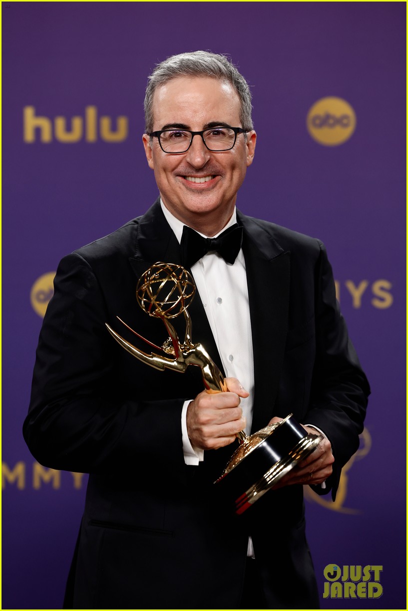 John Oliver Gets Played Off While Honoring Family's Late Dog During ...