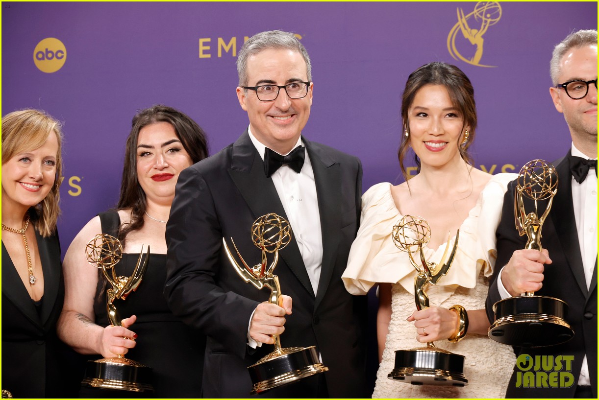 John Oliver Gets Played Off While Honoring Family's Late Dog During ...