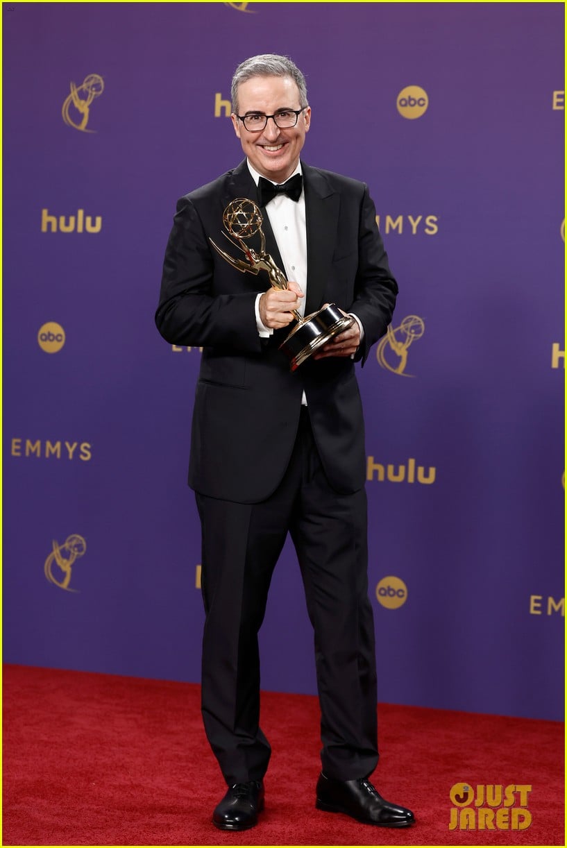 John Oliver Gets Played Off While Honoring Family's Late Dog During ...