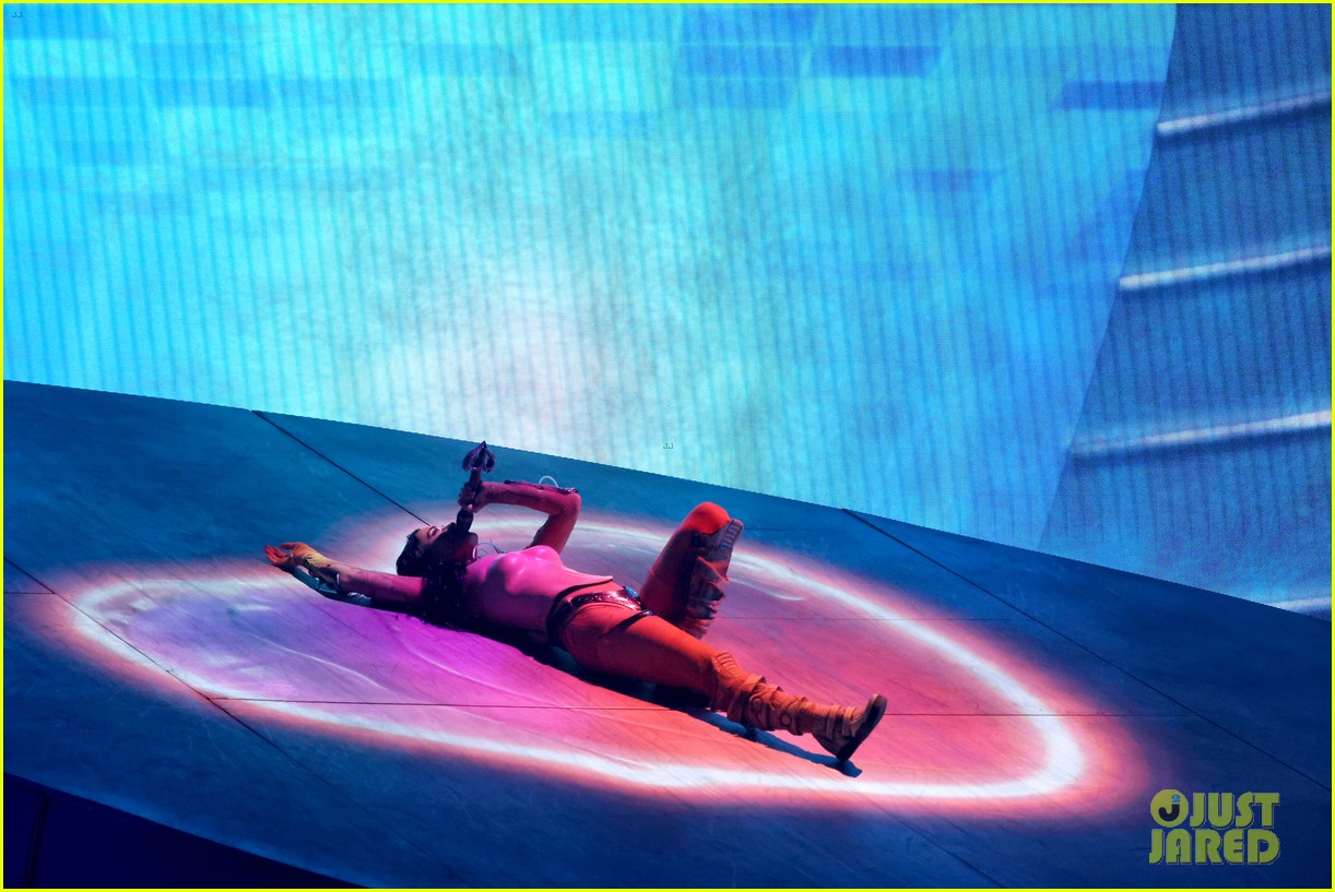 Katy Perry Performs Medley of Her Greatest Hits During Vanguard ...