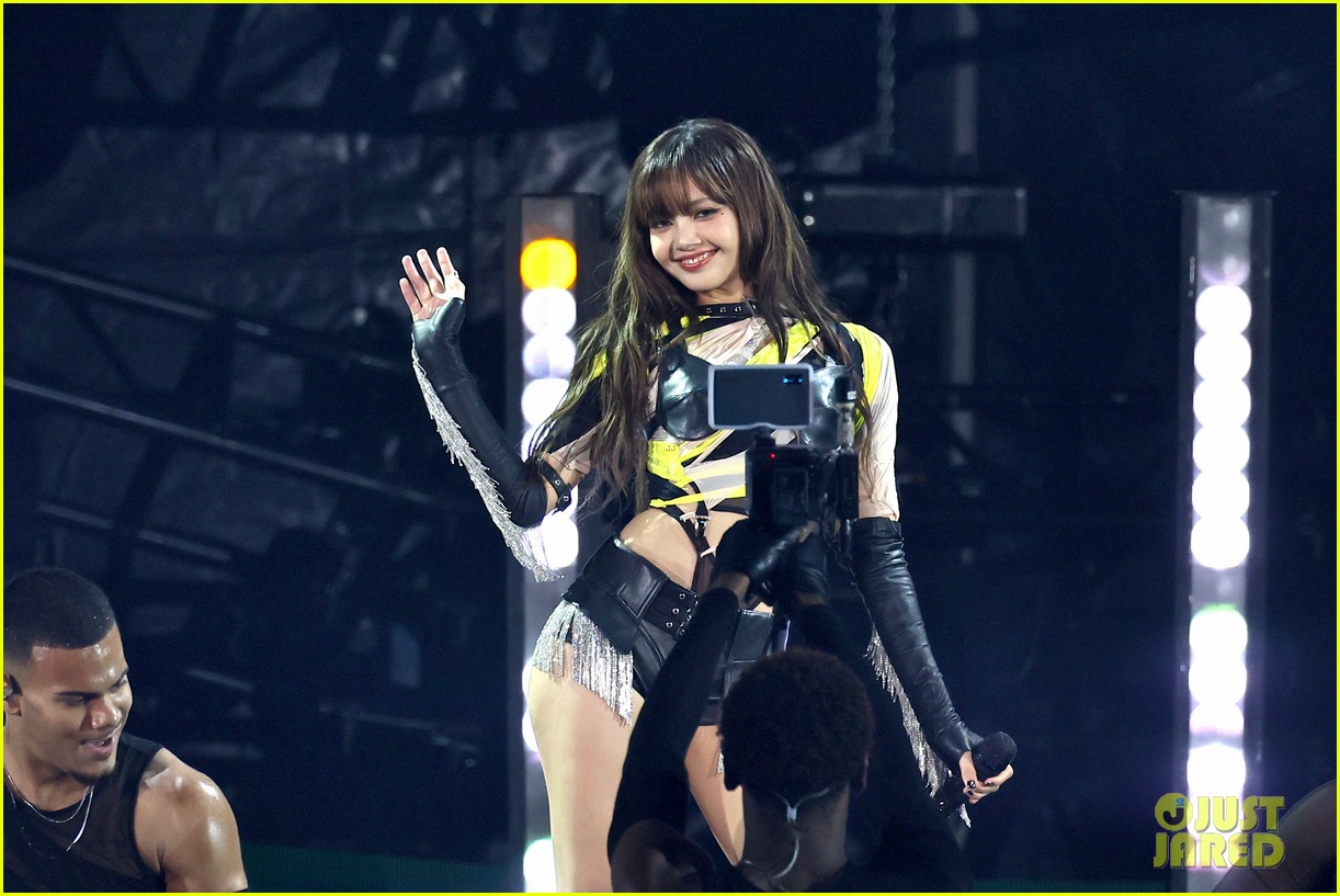 LISA Puts on a Fierce Performance, Debuts New Song at Global Citizen ...