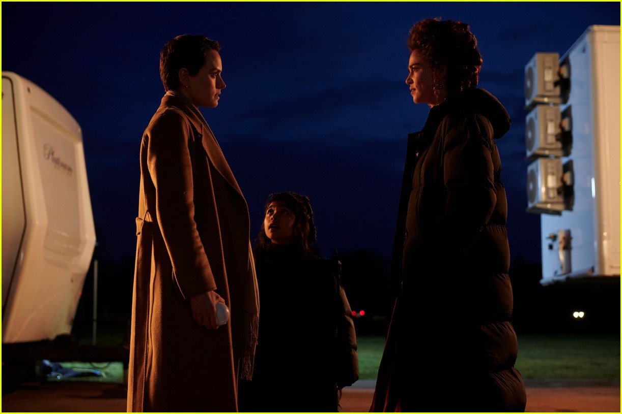 Daisy Ridley Stuck in Troubled Marriage in Trailer for New Thriller ...