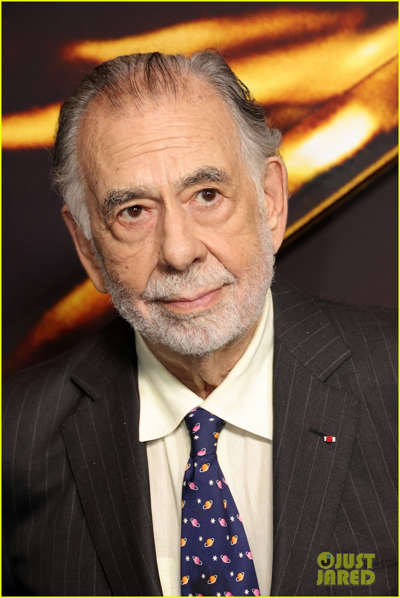 Dustin Hoffman Helps Aubrey Plaza Fix Her Hat at 'Megalopolis' NYC Red Carpet Premiere: Photo ...