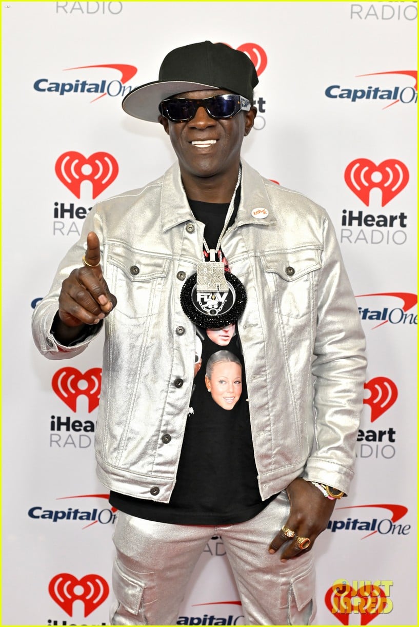 Flavor Flav Becomes the Newest Kid on the Block During Surprise ...