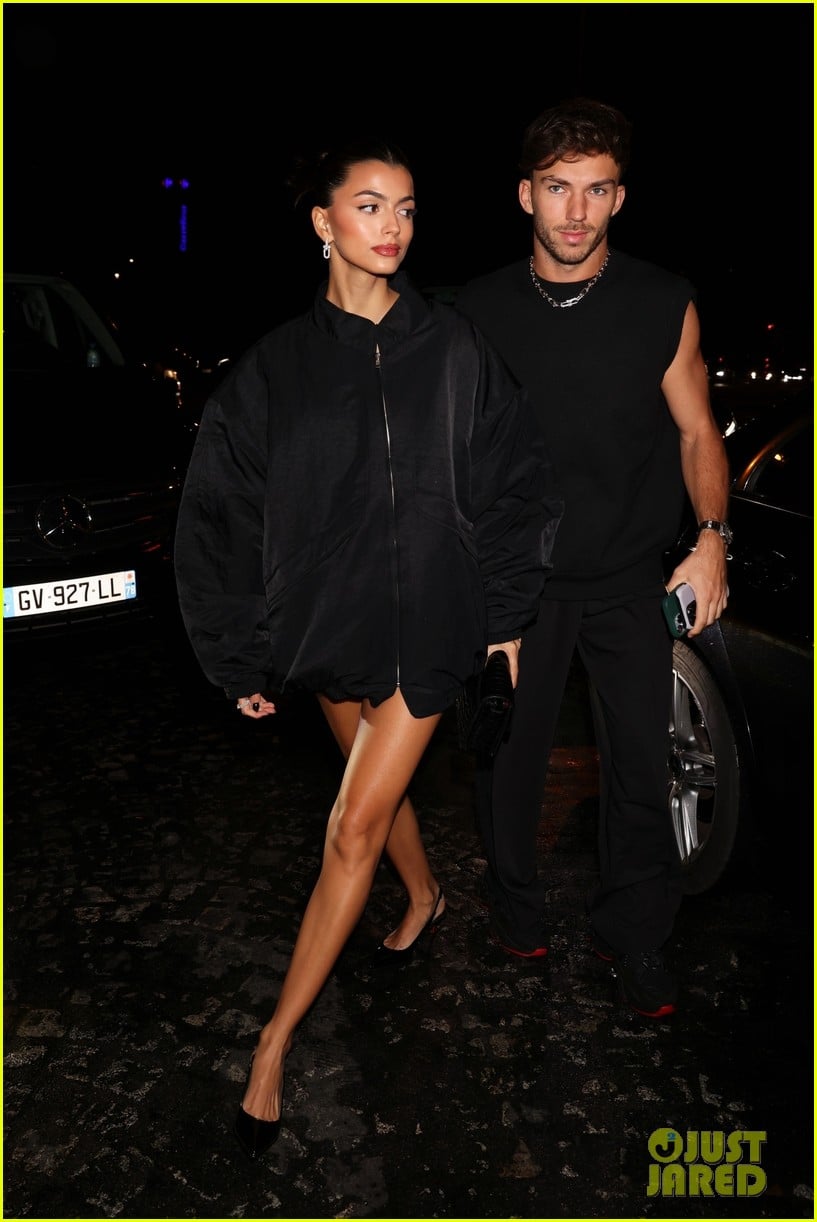 F1 Star Pierre Gasly Attends Paris Fashion Week With Girlfriend Kika ...