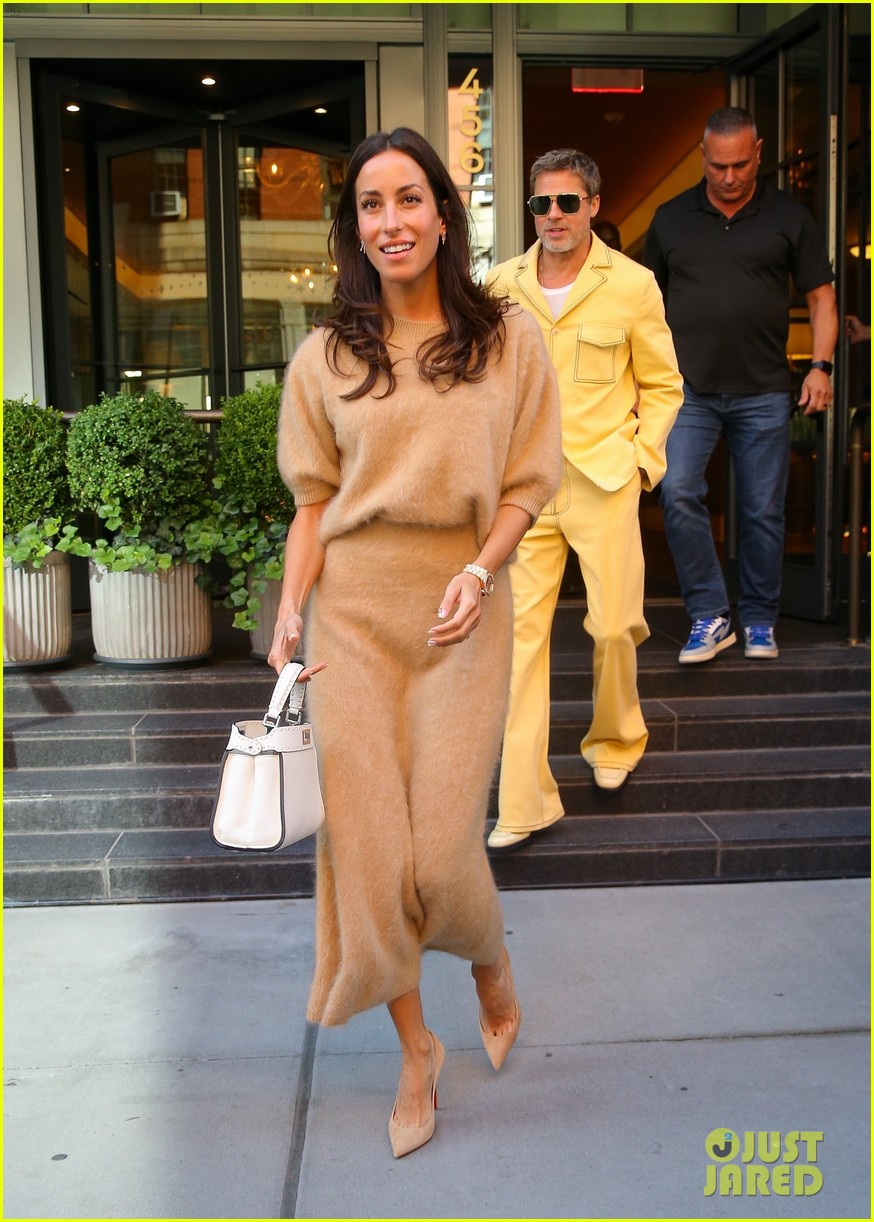 Brad Pitt Wears Bright Yellow Suit for NYC Appearance with Girlfriend ...