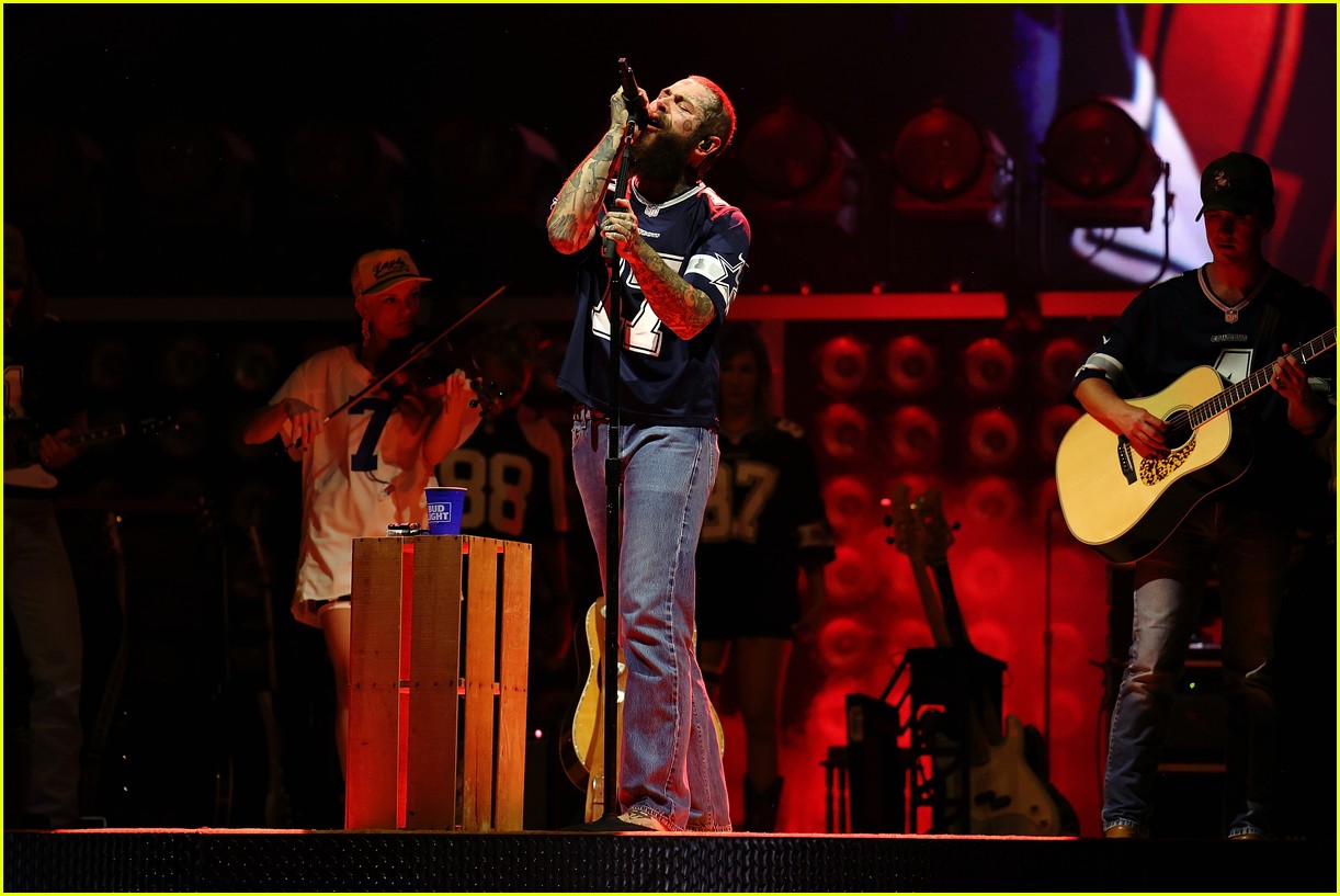 Post Malone's 'F-1 Trillion Tour' Setlist Revealed After Opening Night ...