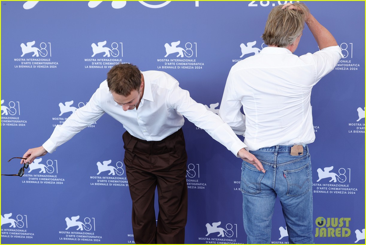 Daniel Craig Talks Filming Intimate Scenes with Drew Starkey for 'Queer': Photo 5069203 | Daniel ...