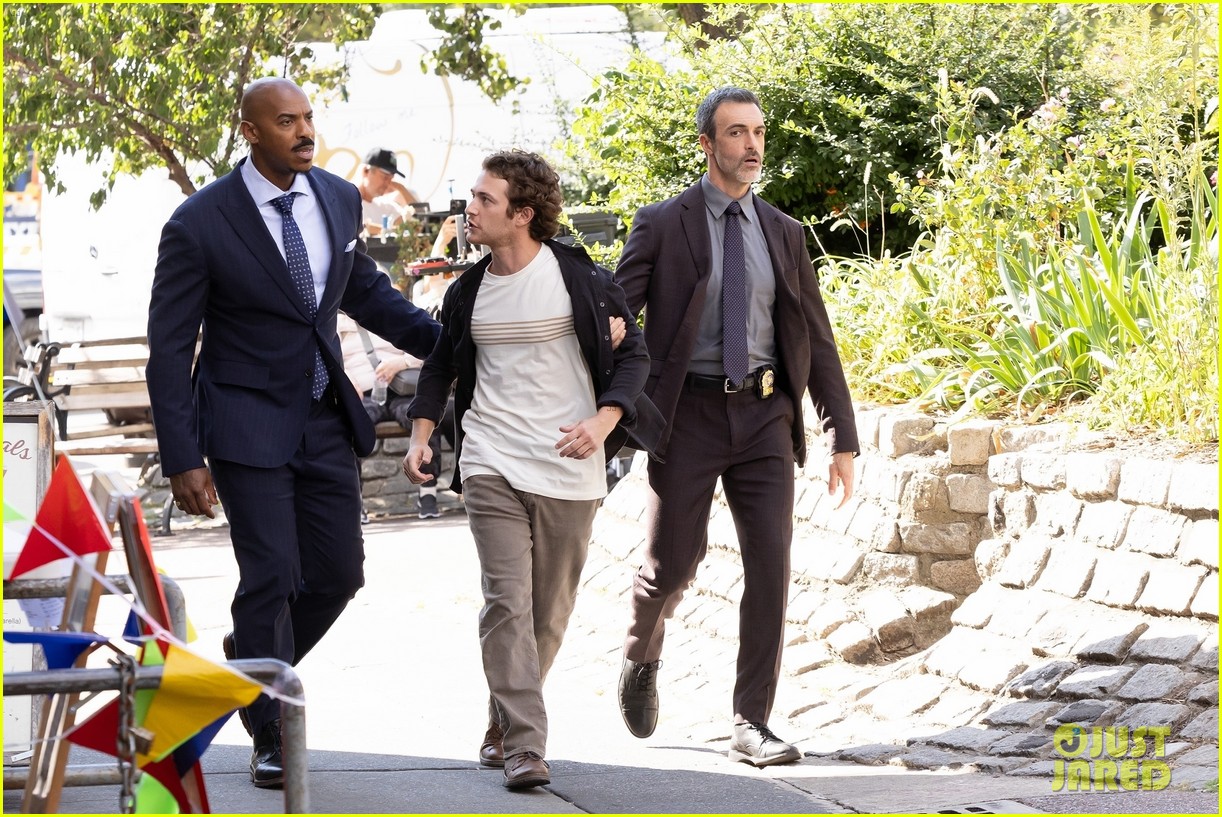 Mehcad Brooks & Reid Scott Film Arrest Scene for 'Law & Order' Season ...