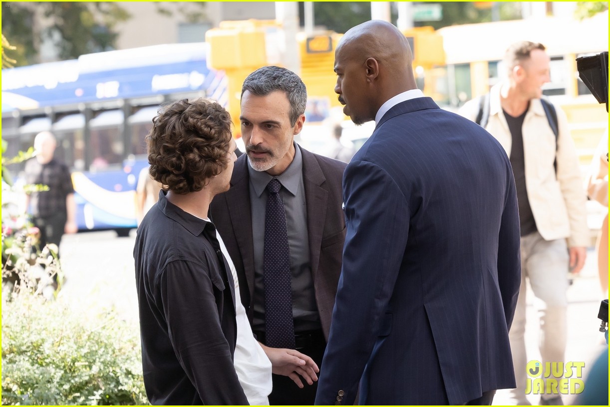 Mehcad Brooks & Reid Scott Film Arrest Scene for 'Law & Order' Season ...