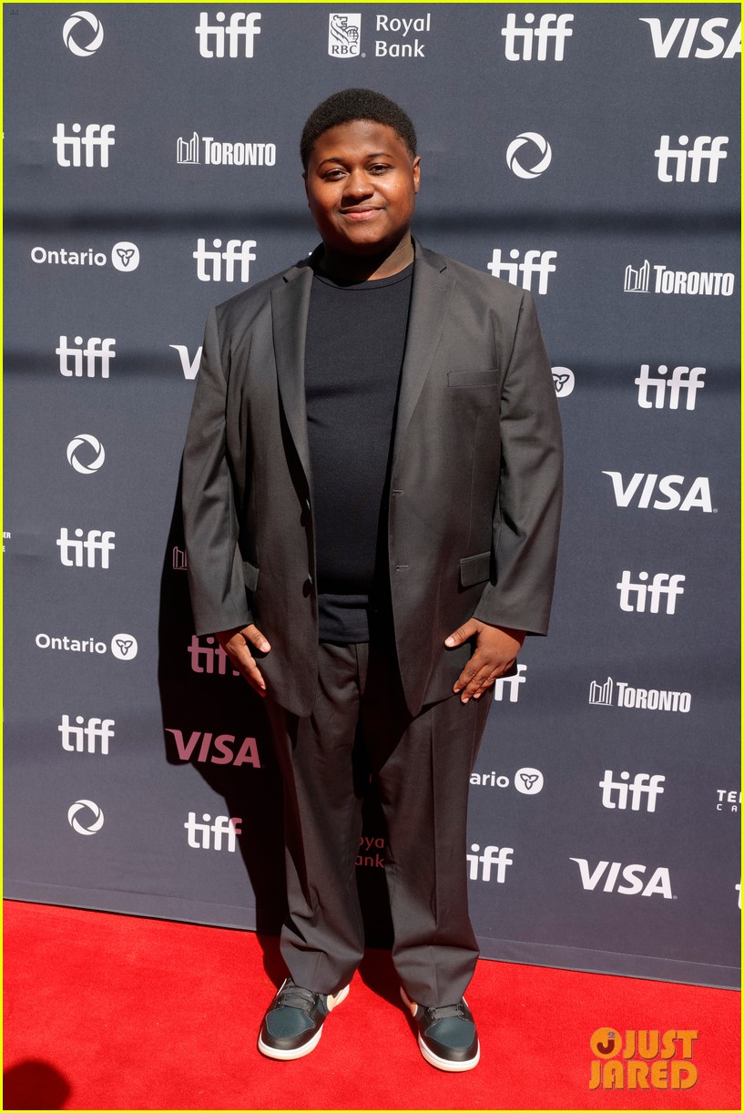 Jennifer Coolidge & Gabrielle Union Get Support from Dwyane Wade at ...