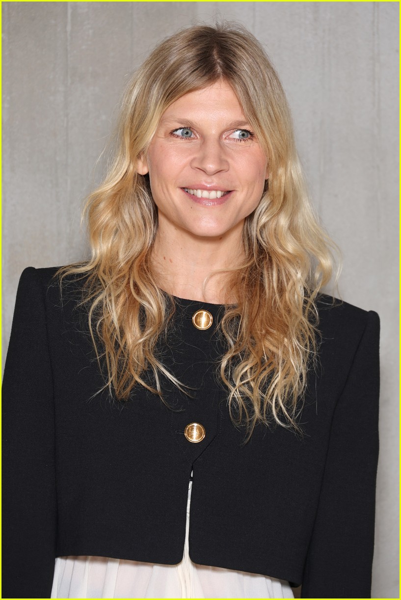 Selma Blair Twins with 13-Year-Old Son Arthur at Chloe Fashion Show in ...