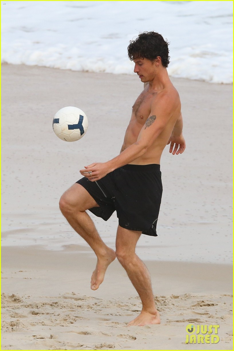 Shawn Mendes Goes Surfing in Brazil Ahead of Rock in Rio (New Photos ...