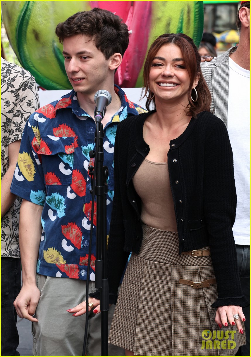 Sarah Hyland Performs 'Little Shop' Song in Times Square, Reveals Next ...