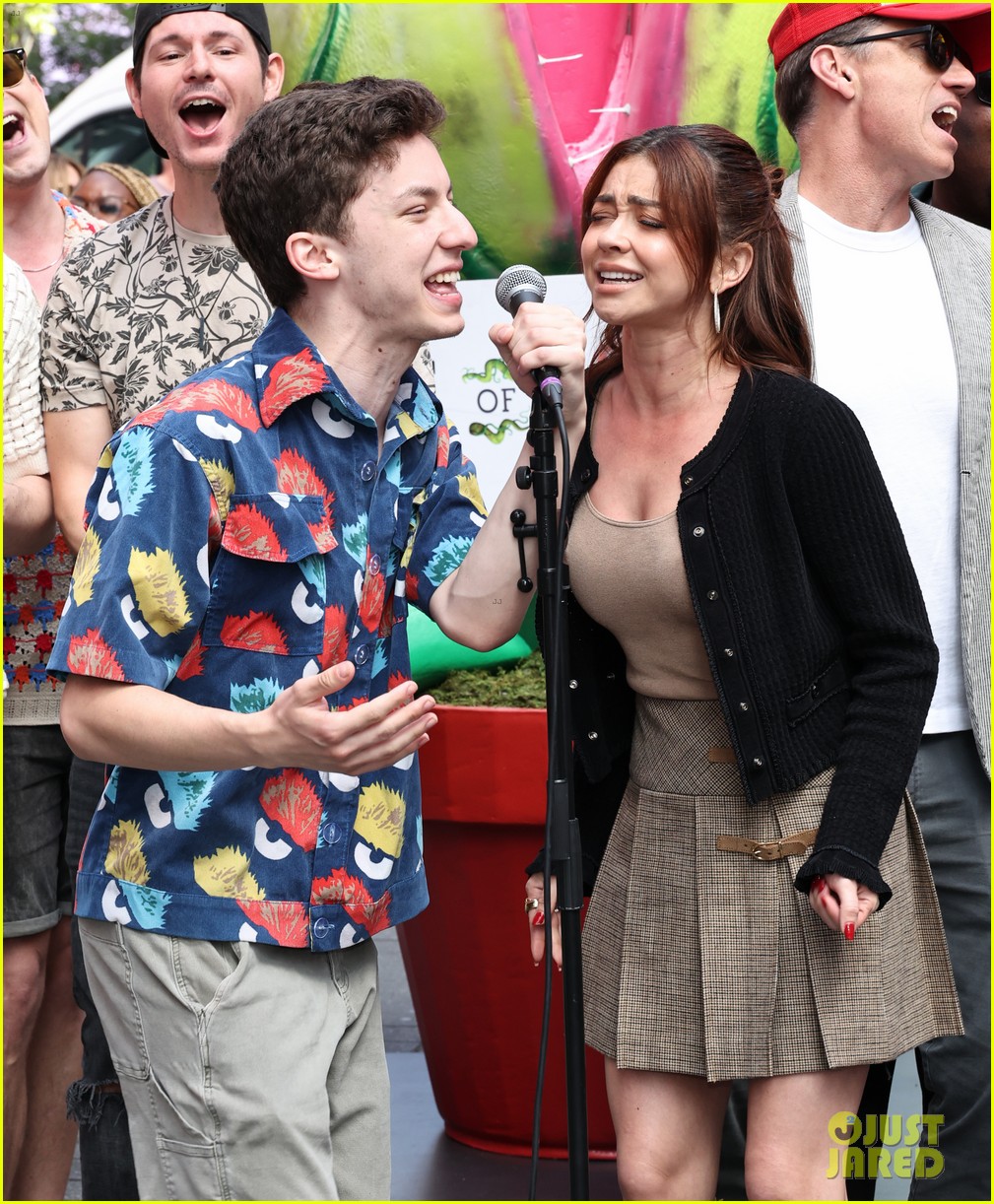 Sarah Hyland Performs 'Little Shop' Song in Times Square, Reveals Next ...