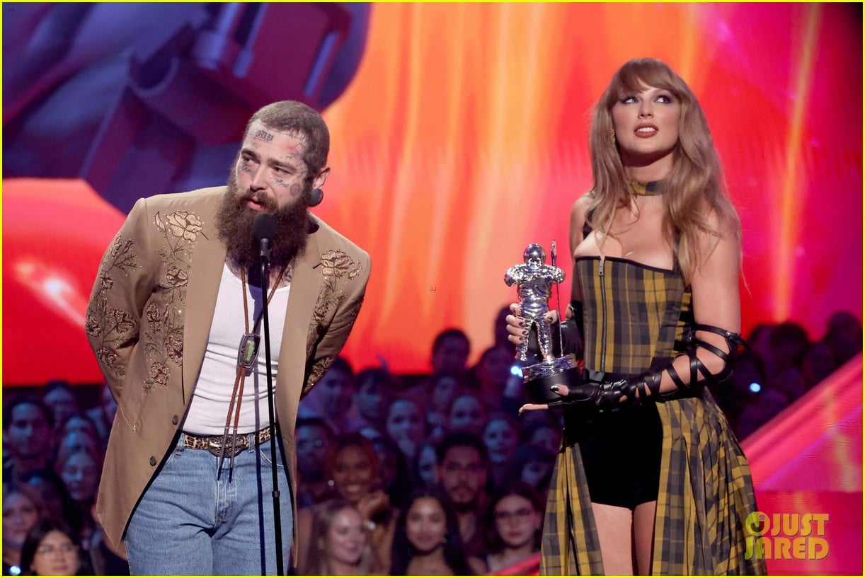 Taylor Swift Remembers 9/11 in First VMAs Acceptance Speech, Says ...