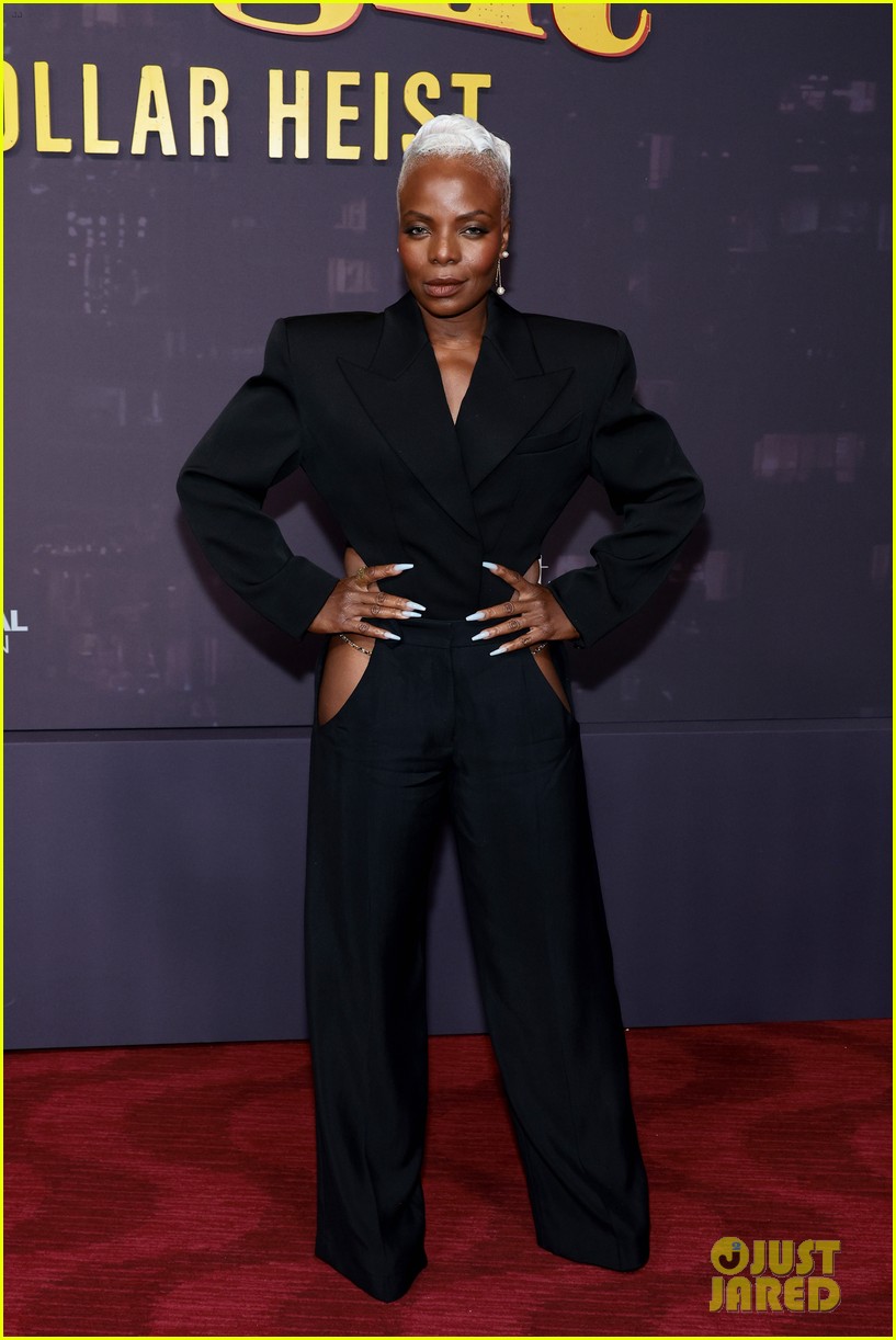 Kevin Hart, Taraji P. Henson, & More Step Out for 'Fight Night: The ...