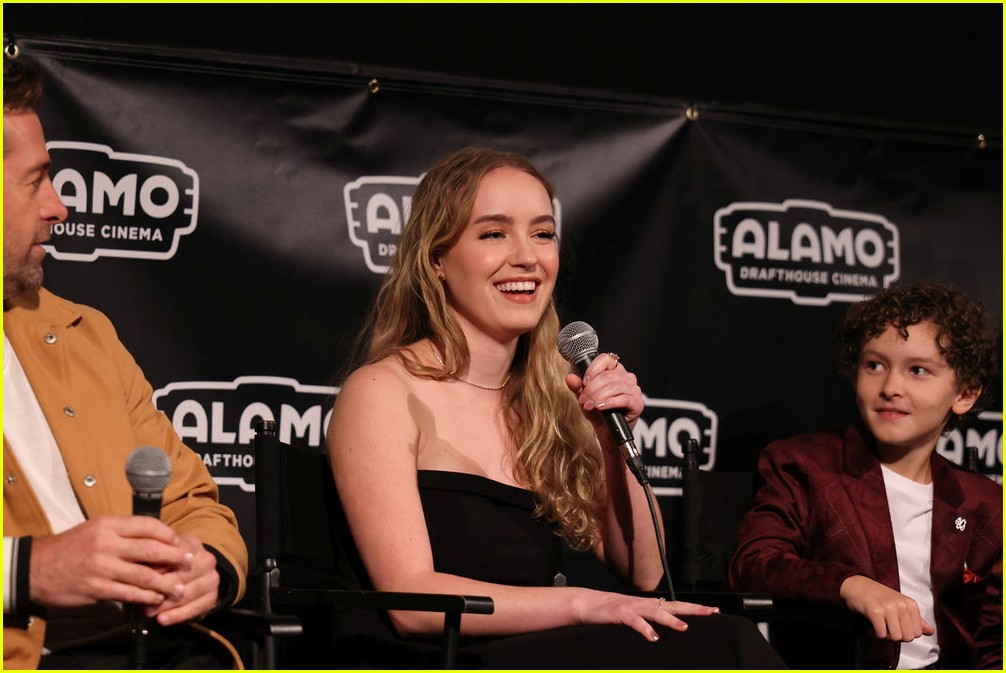 'Teacup' Trailer Debuts: Yvonne Strahovski & Scott Speedman On High ...