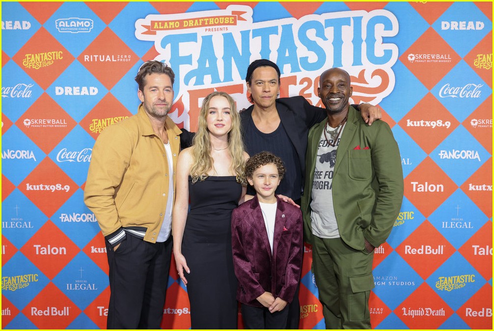 'Teacup' Trailer Debuts: Yvonne Strahovski & Scott Speedman On High ...