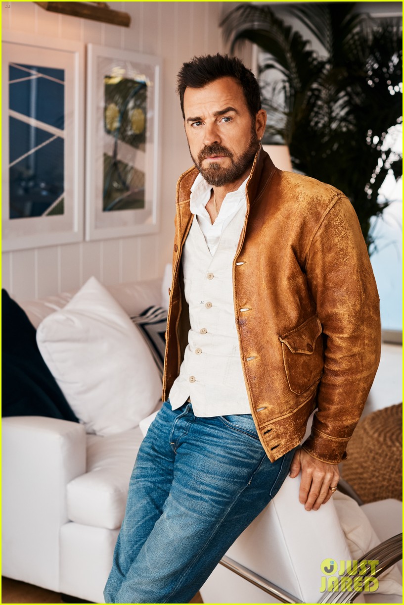 Andrew Garfield & Justin Theroux Sat Next to Taylor Swift's Suite at ...