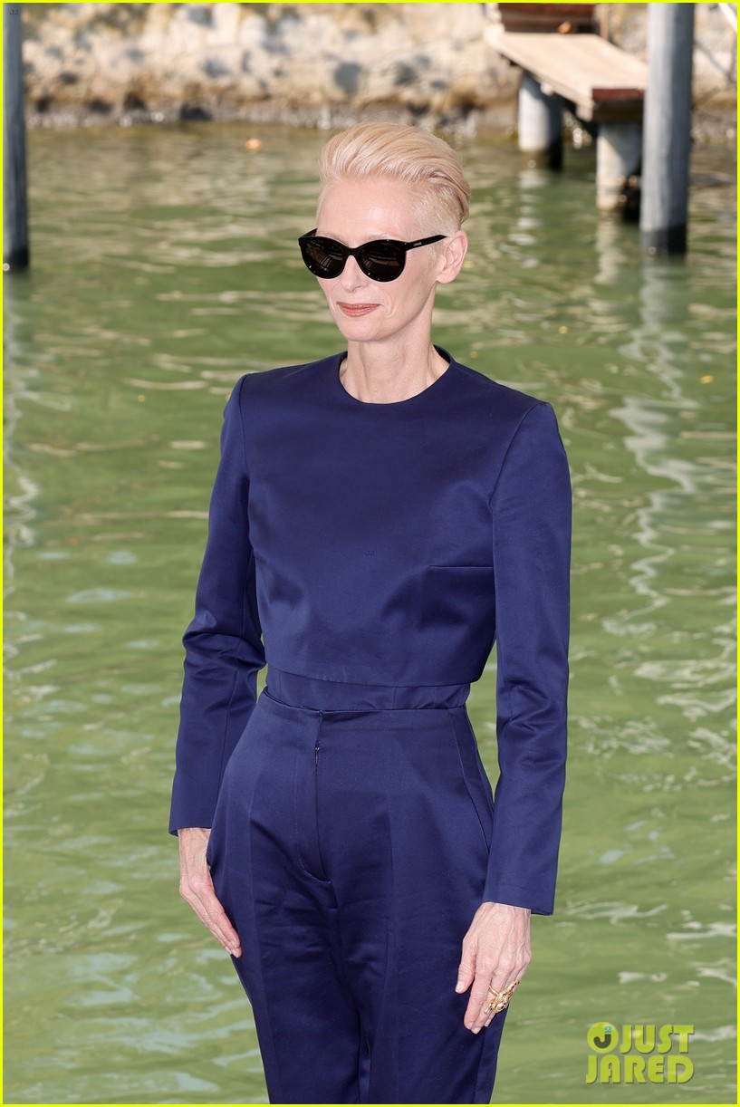 Julianne Moore & Tilda Swinton Hold Hands at 'The Room Next Door ...