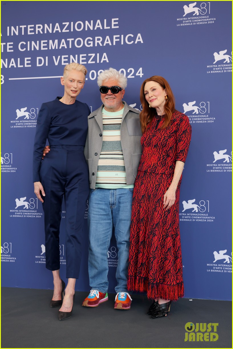 Julianne Moore & Tilda Swinton Hold Hands at 'The Room Next Door ...
