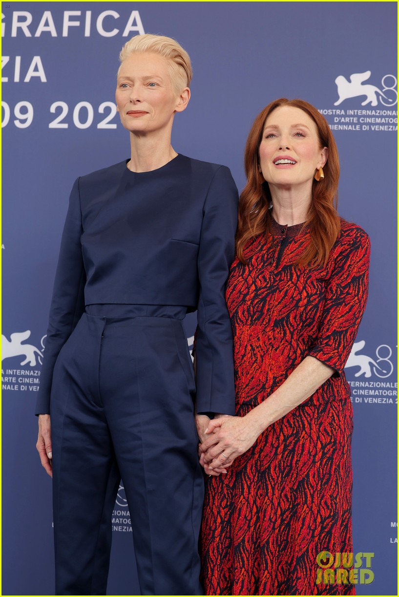 Julianne Moore & Tilda Swinton Hold Hands at 'The Room Next Door ...