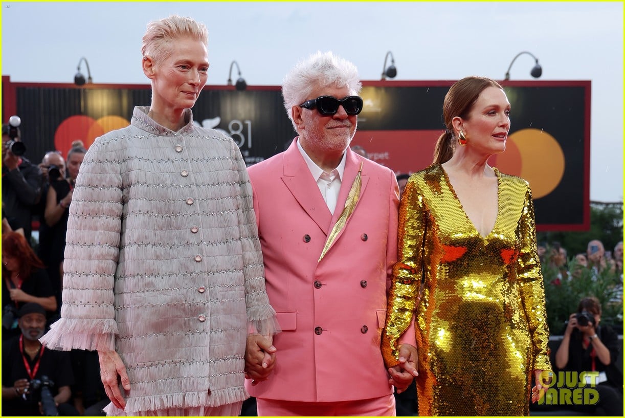 Julianne Moore & Tilda Swinton Hold Hands at 'The Room Next Door ...