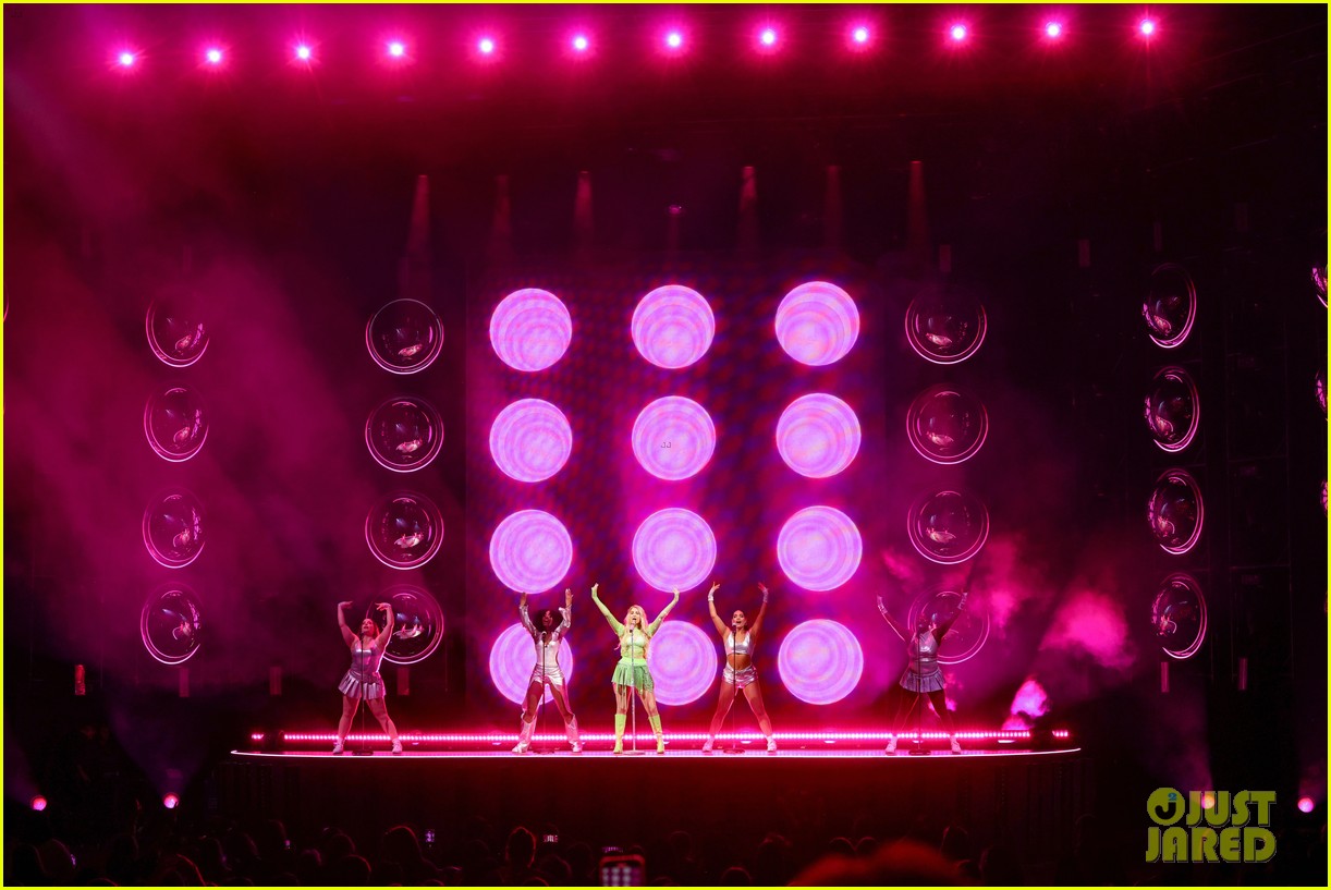 Meghan Trainor Set List for 2024 Timeless Tour Revealed After First ...