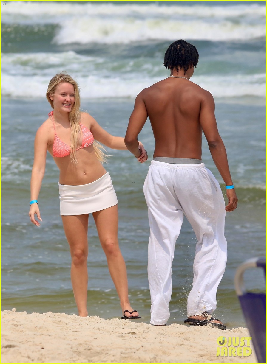 Zara Larsson Hits the Beach with Boyfriend Lamin Holmén in Rio: Photo 5078016 | Shirtless Photos ...