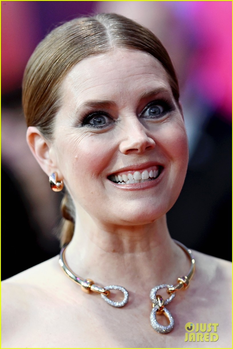 Amy Adams Says Her Dance Background Helped Prepare for Physical Role in ...